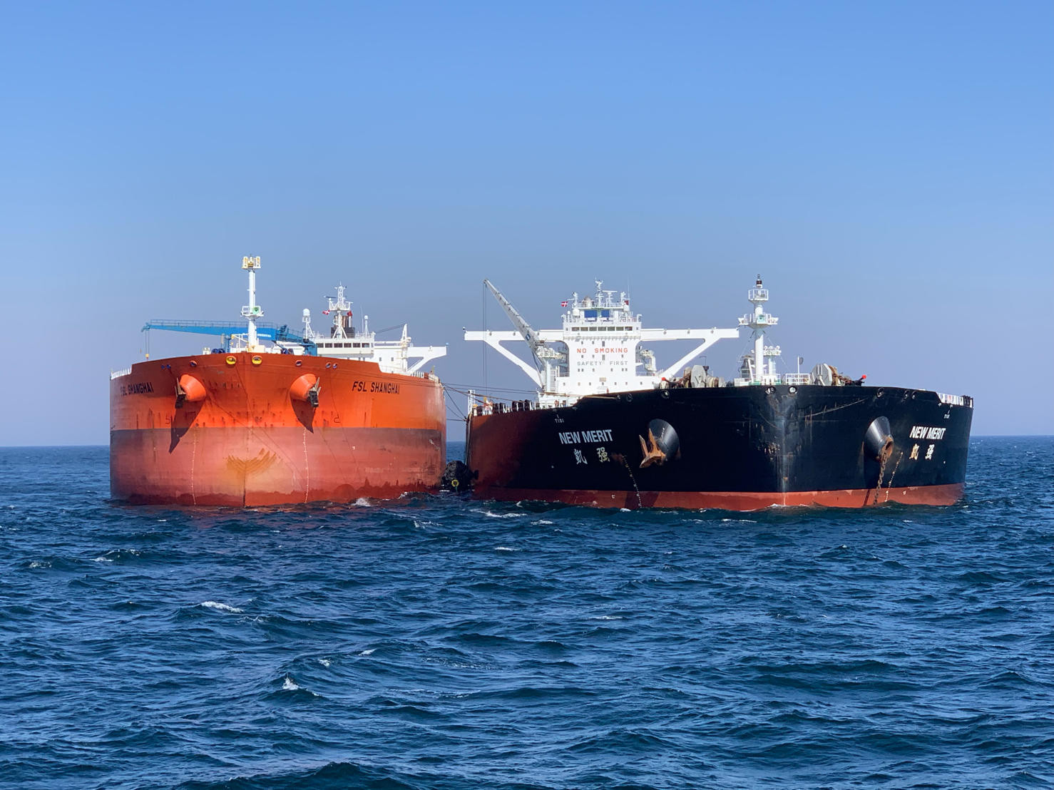 BV Certificate Natural Rubber Marine Fender for Ship Docking